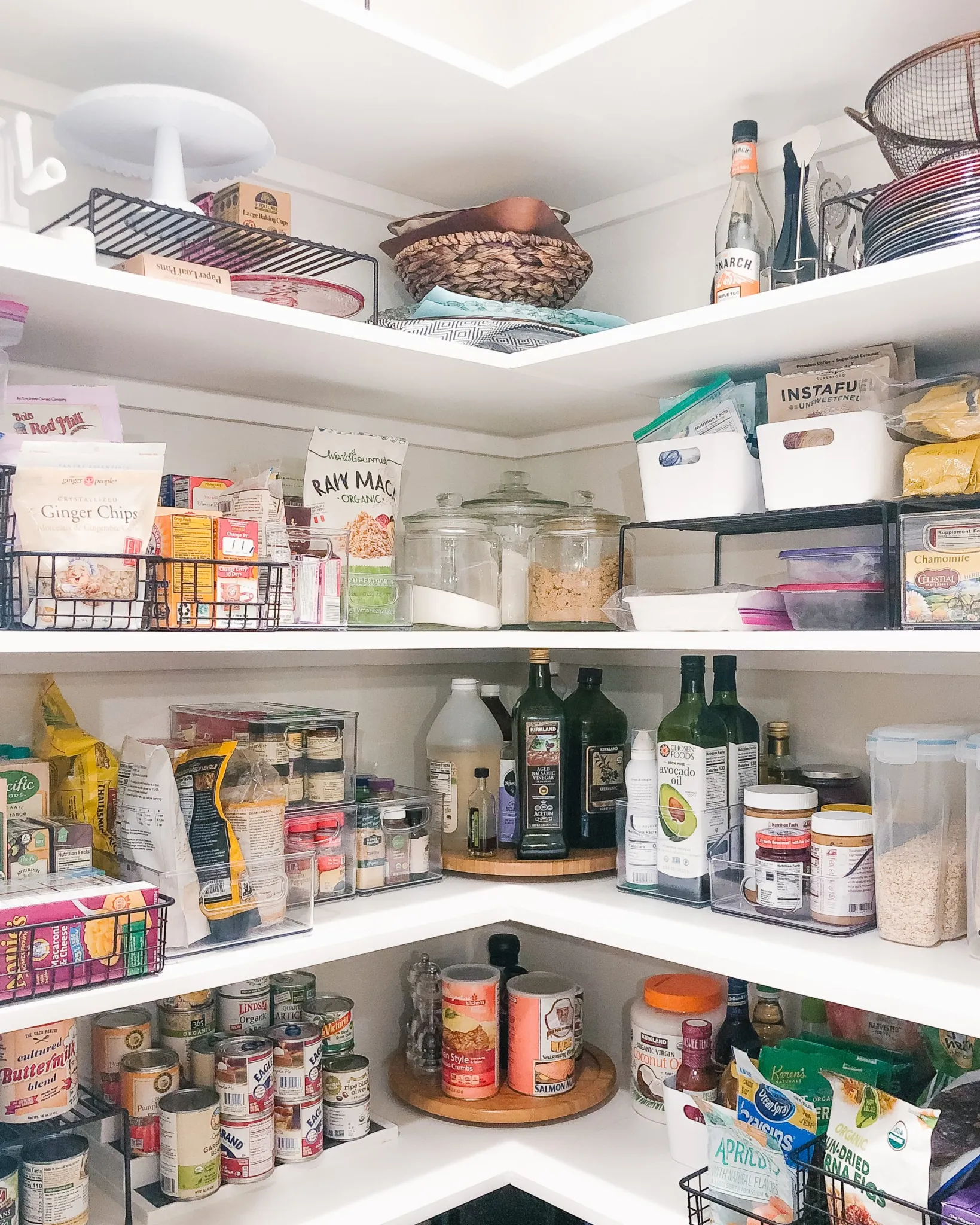 Conquer the Chaos with These Brilliant Pantry Organization Tips